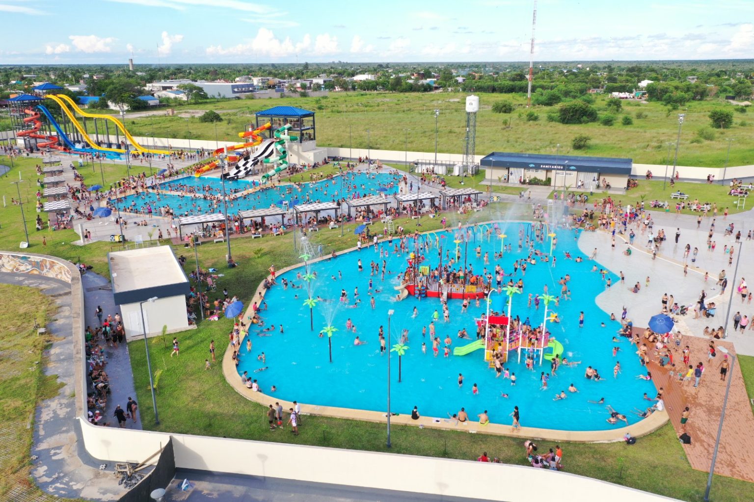 En 5 días, más de 24 mil personas visitaron el Parque Acuático “17 de ...